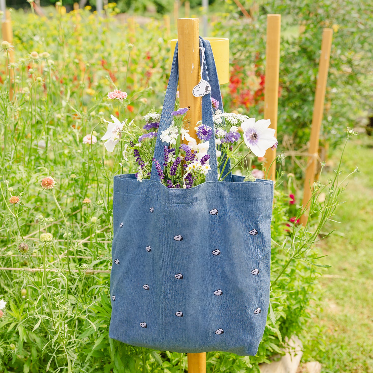 3P4 x Peanuts® - Snoopy Embroidered Tote Bag (Denim) – THREE POTATO FOUR